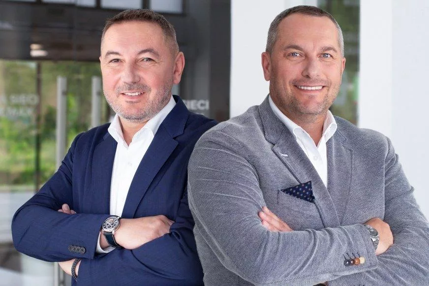 Krzysztof Szponder, Marek Wądołowski, Dr.Max: E-drogerię robimy na maxa