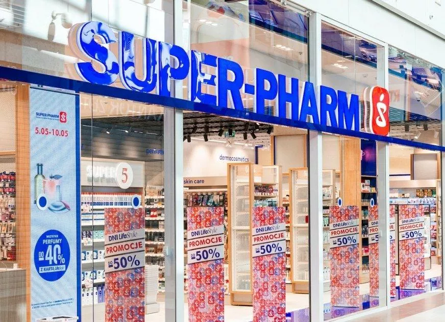 Super-Pharm wprowadza na rynek nowy format sklepów