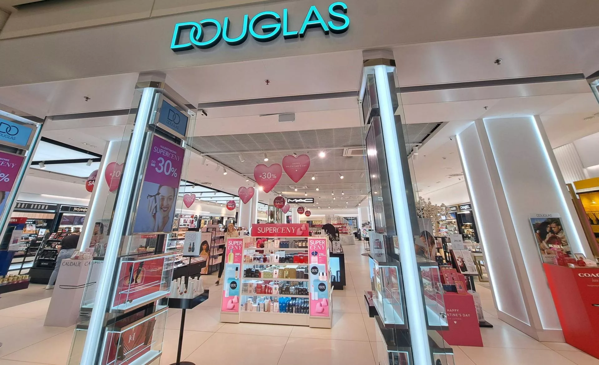 Douglas wszedł na Booksy