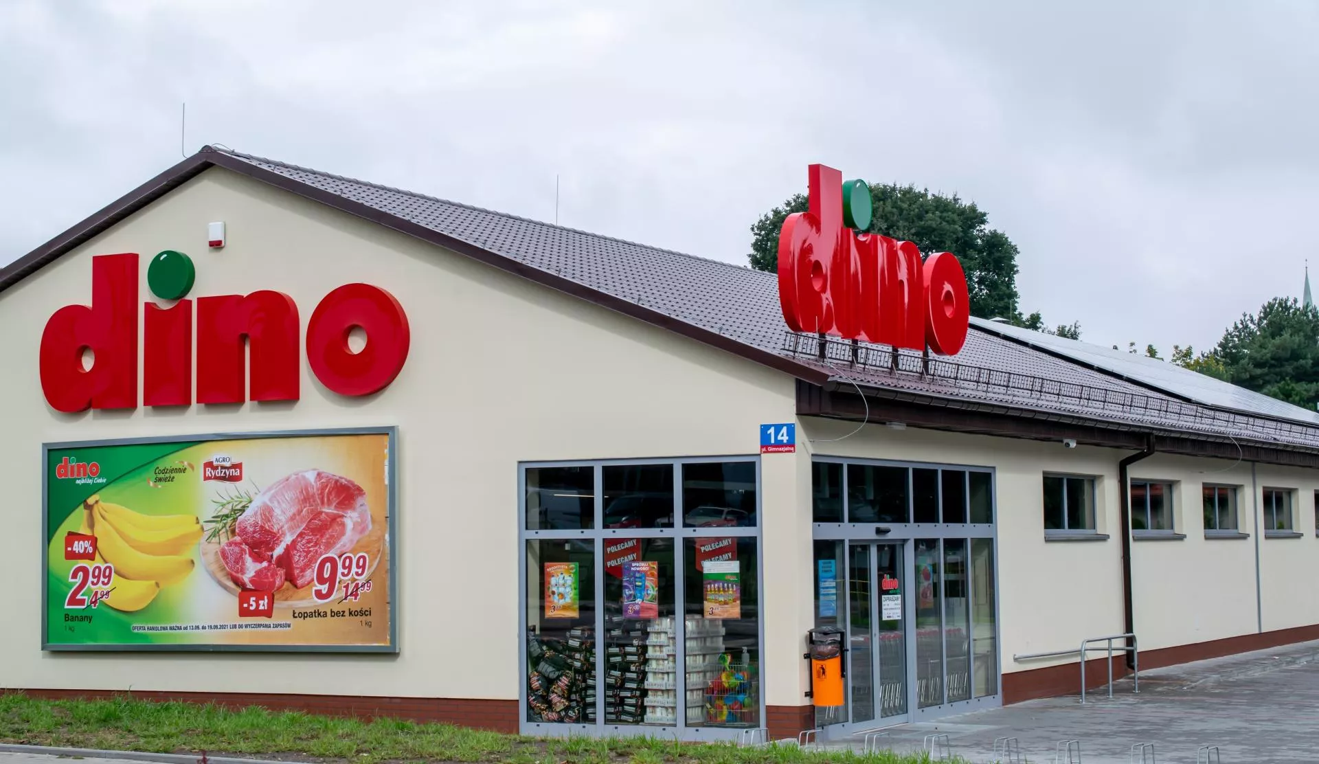 Dino Polska S.A. publikuje wyniki za pierwsze półrocze — jak opłaciła się inwestycja w eZebrę?