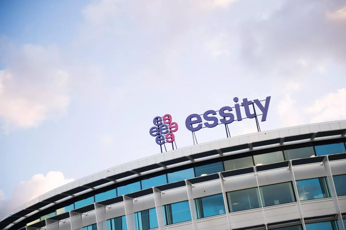 Essity inwestuje 550 mln zł w rozbudowę fabryki w Oławie